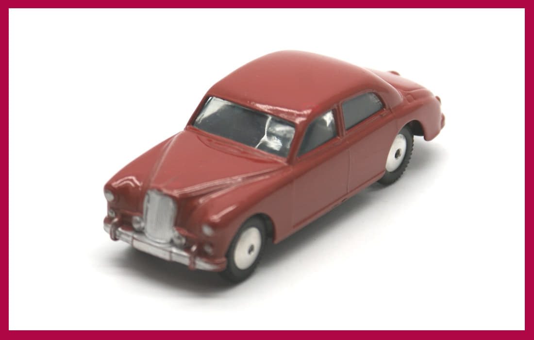 CORGI: 205 - RILEY PATHFINDER - RED - NEAR MINT - BOXED