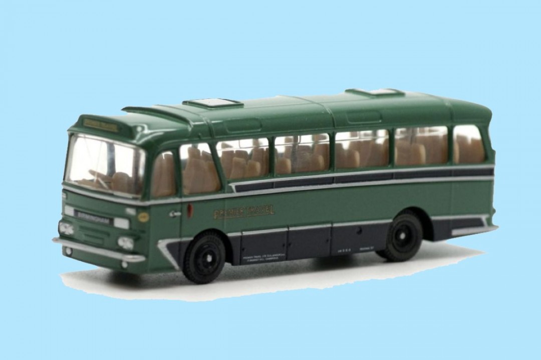 EFE: 12202 - HARRINGTON GRENADIER COACH 'PREMIER TRAVEL'