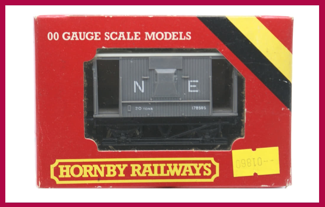 HORNBY RAILWAYS: R215 - NORTH EASTERN RAILWAY - BRAKE VAN - MINT