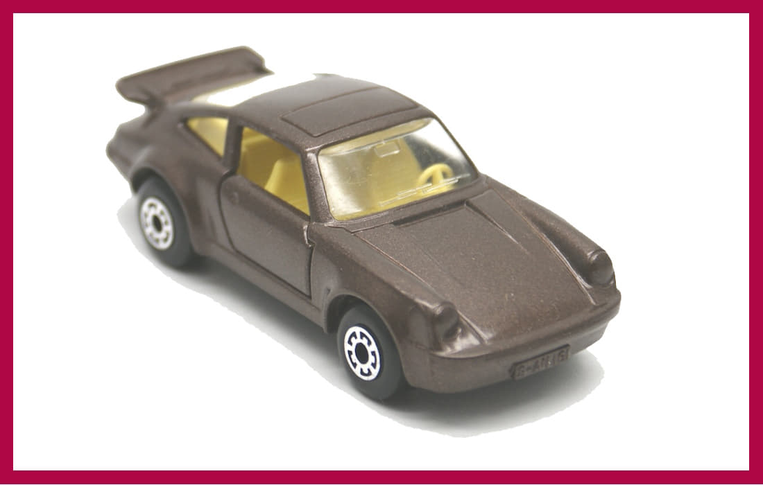 MATCHBOX SUPERFAST: 03C - PORSCHE TURBO - BROWN - MINT - BOX K